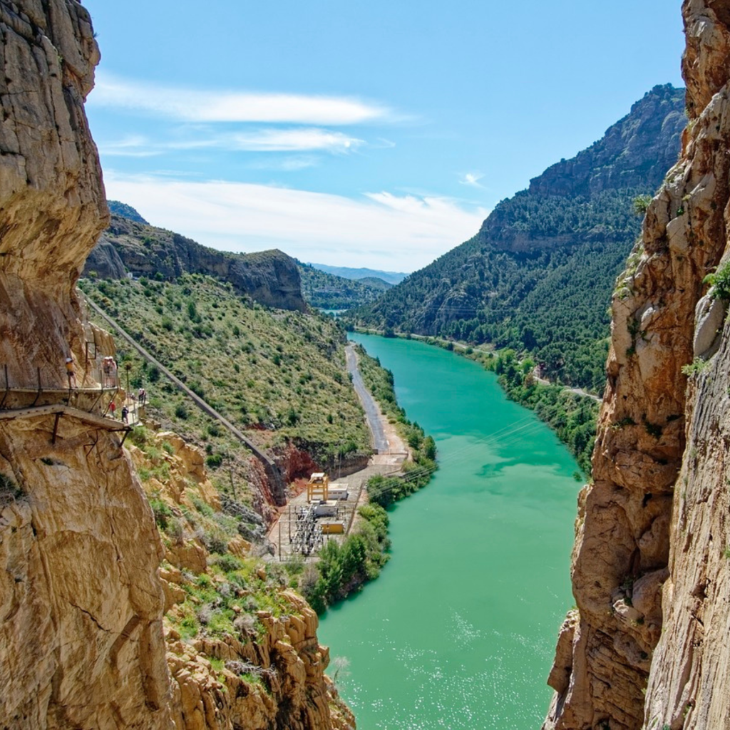 Málaga en otoño: 7 planes perfectos para disfrutar de sus paisajes